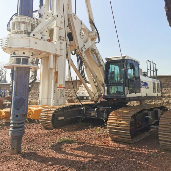 Perforadoras hidráulicas - Máxima potencia, control y versatilidad - Kleenoil